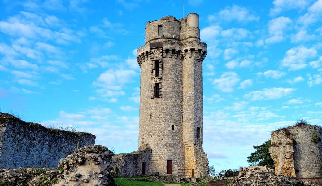 Tickets : Visite de la Tour de Montlhéry - Billetweb
