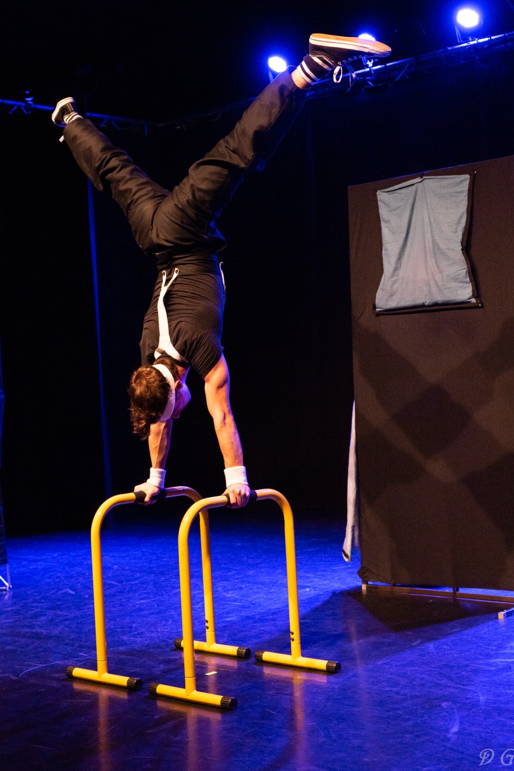 Tickets : Quentin Vana dans "Tout va bien..." - Billetweb